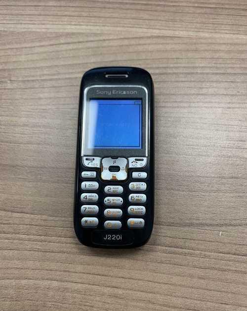 Телефоны Sony Ericsson j220i и K610i