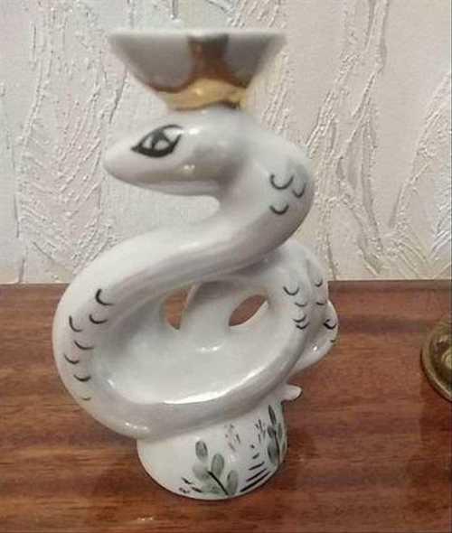 Подсвечник "Змея скоропея"