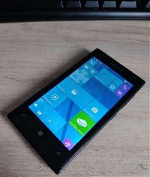 Телефон Microsoft Lumia 435