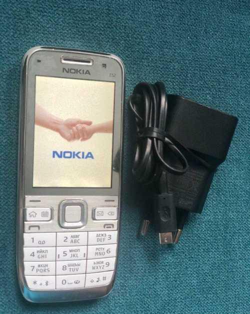 Телефон Nokia E52