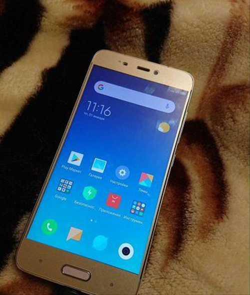 Телефон Xiaomi mi5 gold 3/64