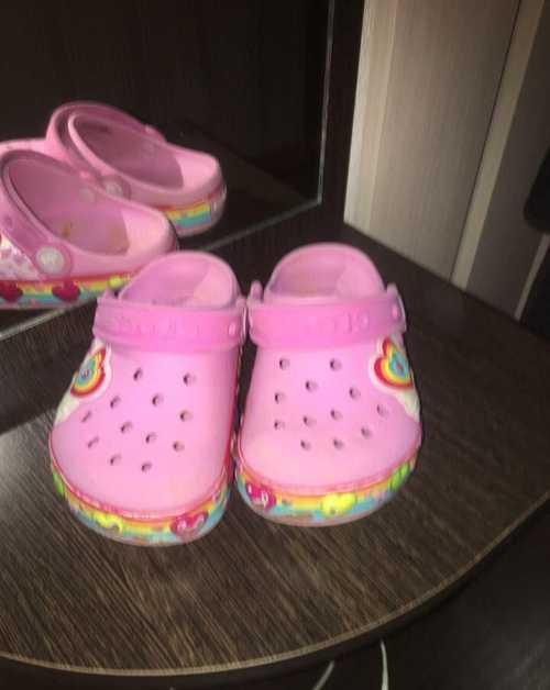 Crocs c9
