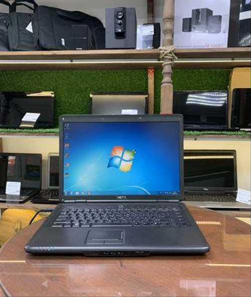 Простой Ноутбук dell 500