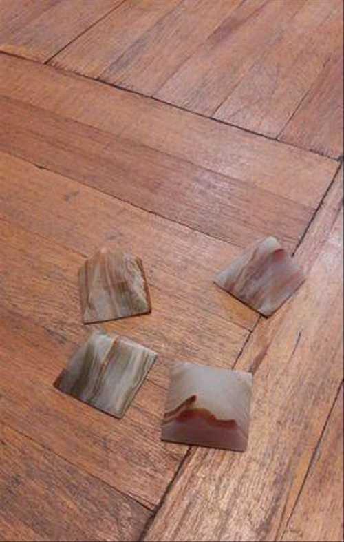 Оникс пирамида