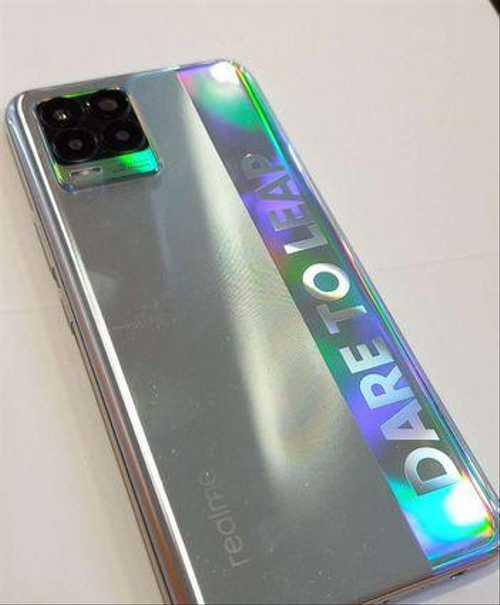 Телефон Realme 8