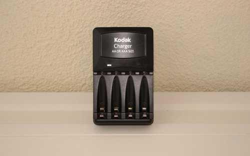 Зарядное устройство Kodak Charger K620E-EC