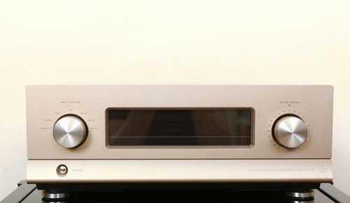 Предварительный усилитель Luxman C-7