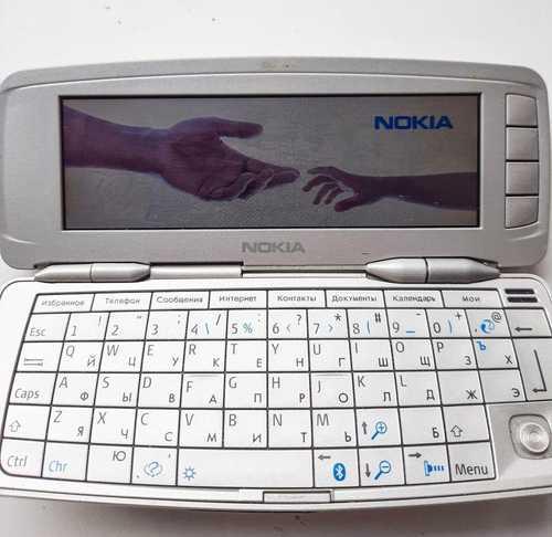Nokia 9300 с чехлом Krusell
