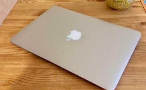 11.6 apple macbook SSD core I5