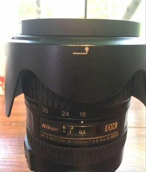 Объектив Nikon 18-200mm VR