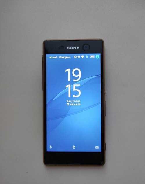 Телефон Sony Xperia M5