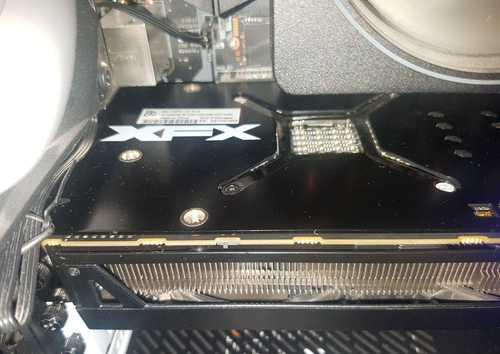 AMD XFX Radeon R9 Fury X 4GB
