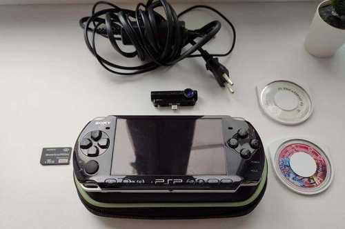 Sony PSP 3008 прошитая + игры, memory stick 16 gb