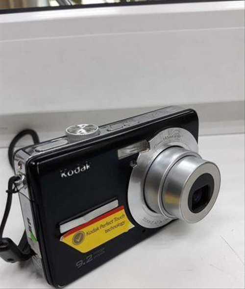 Цифровая фотокамера Kodak M320