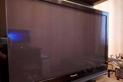 Широкоформатный плазменный телевизор