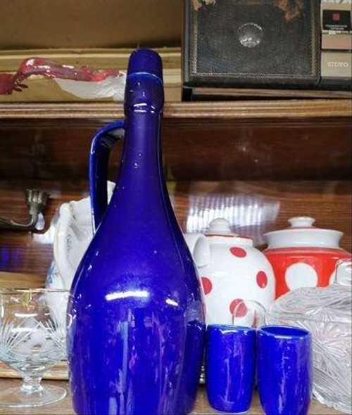 Бутылка синяя
