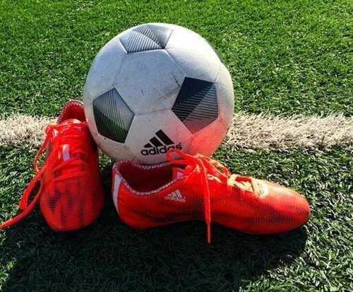 Футбольные бутсы для мальчика adidas f10 FG