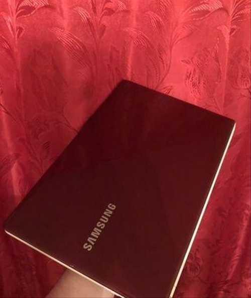 Ноутбук Samsung 370R