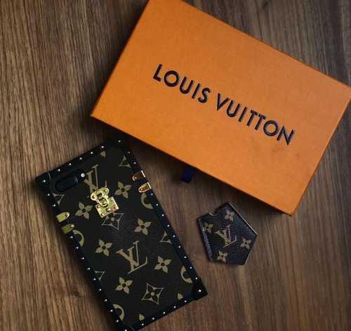 Чехол Louis Vuitton