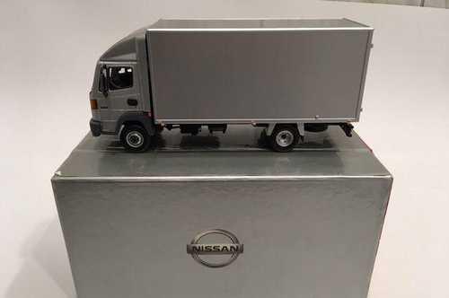 Nissan atleon atlas