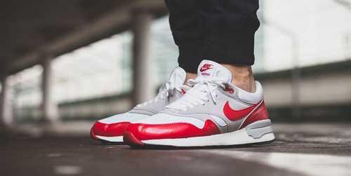 Nike Air Odyssey Red 10.5US 43.5 RUS в идеале