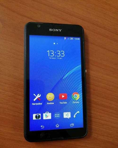 Смартфон Sony Xperia E4g E2003