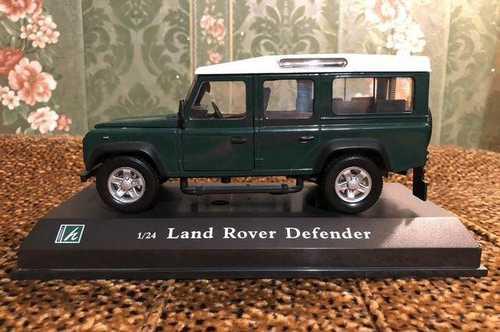 Коллекционная модель Land Rover Defender 1/24