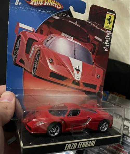 Hot Wheels Ferrari Enzo 1/43