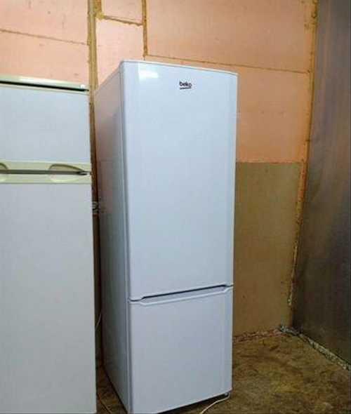 Холодильник Beko cs325000