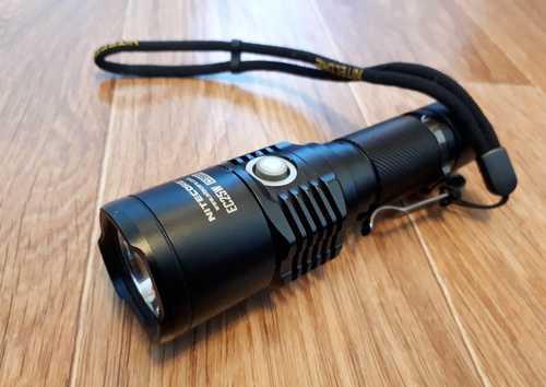 Фонарь Nitecore EC25 cobra