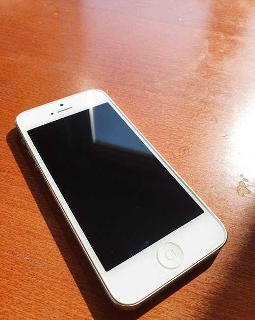 Телефон iPhone на запчасти идеал