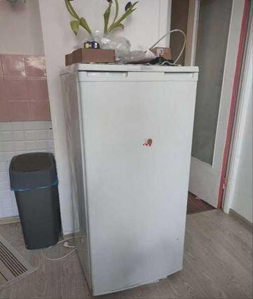 Небольшой холодильник Бирюса
