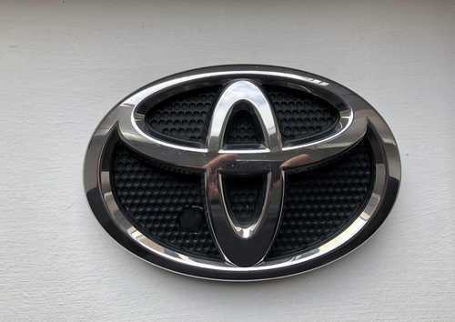 Эмблема Toyota Land Cruser Prado 152 решетки