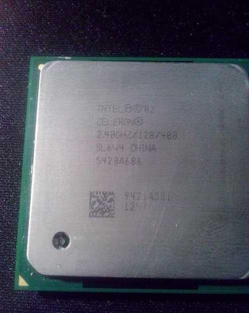 Intel Celeron 2.4GHz/128/400 S478