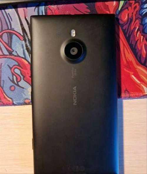 Телефон Nokia Lumia 1520