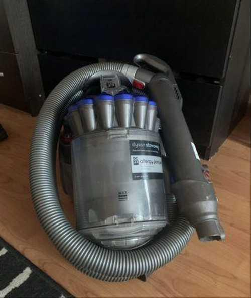 Пылесос Dyson DC23