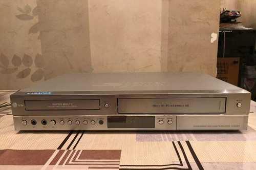 DVD-рекордер / видеомагнитофон LG dvrk687