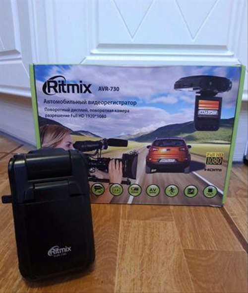 Видеорегистратор Ritmix AVR730 + Держатель