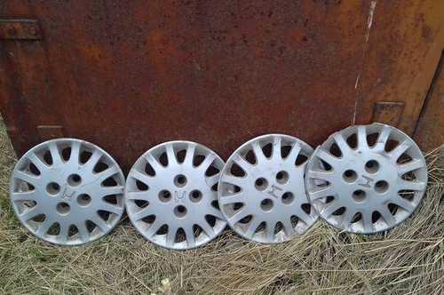 Колпаки R13 4x100 Honda оригинальные 4шт