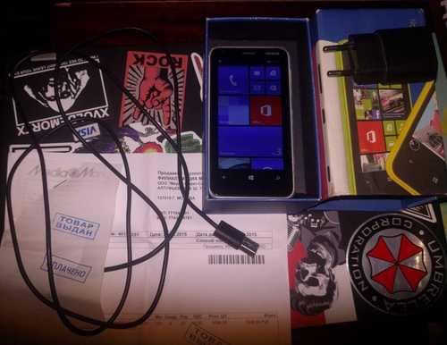 Nokia lumia 620 (Стоит Windows phone 8.1)