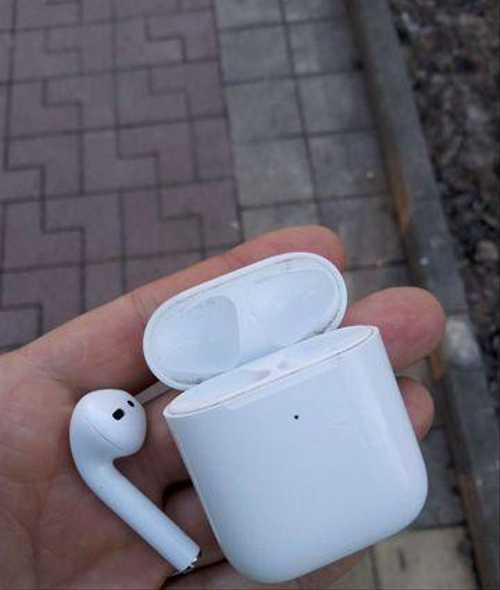 Найдены airpods 2, кейс и левое ухо
