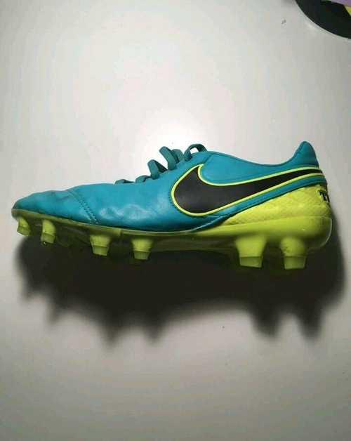 Бутсы Nike Tiempo