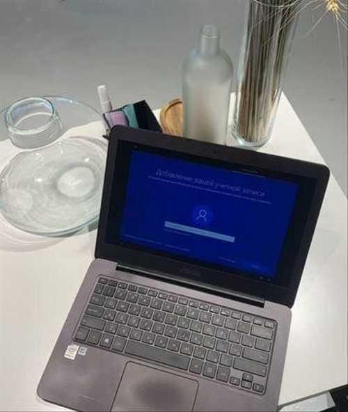 Ноутбук asus UX305L (i7, 8gb, 512gb SSD)