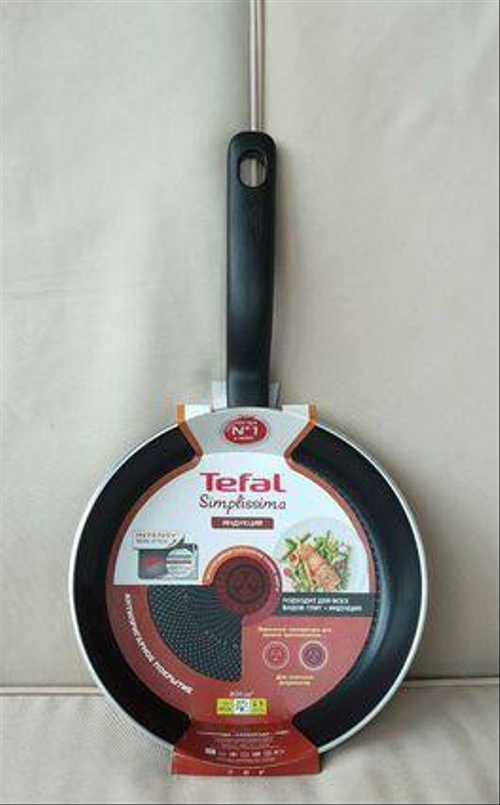 Сковорода Tefal Simplissima (24 см) (д/всех плит)