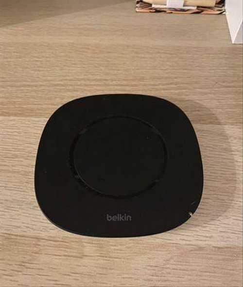 Беспроводная зарядка Belkin