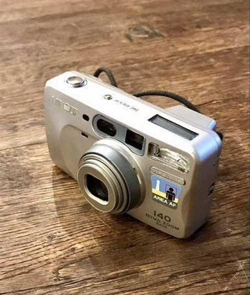 Пленочный фотоаппарат Minolta riva zoom 140 date