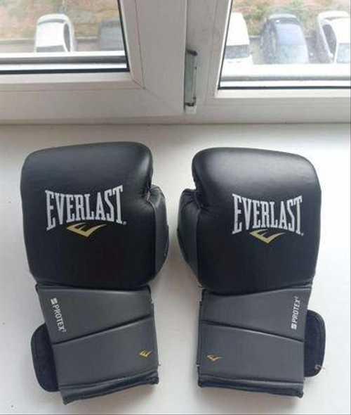 Боксерские перчатки everlast