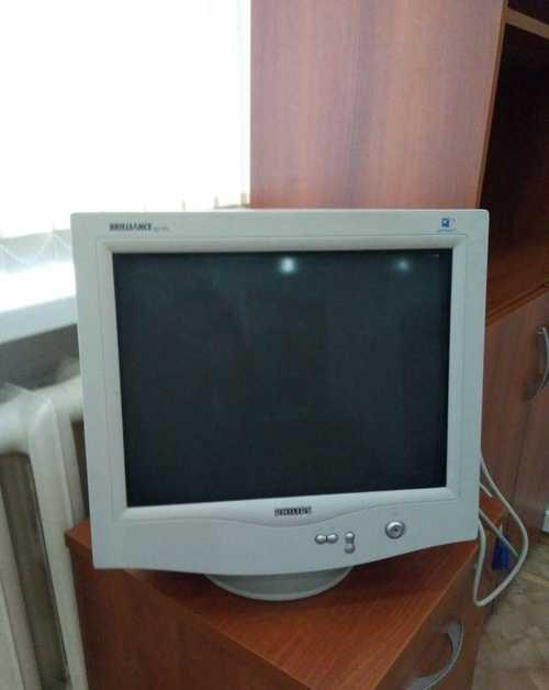 Монитор Philips Brilliance 107P5