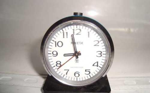 Часы будильник Ракета СССР - рабочие