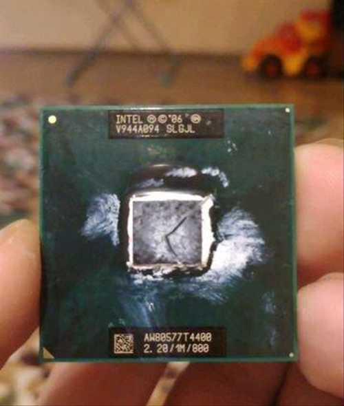 Intel Pentium t4400.